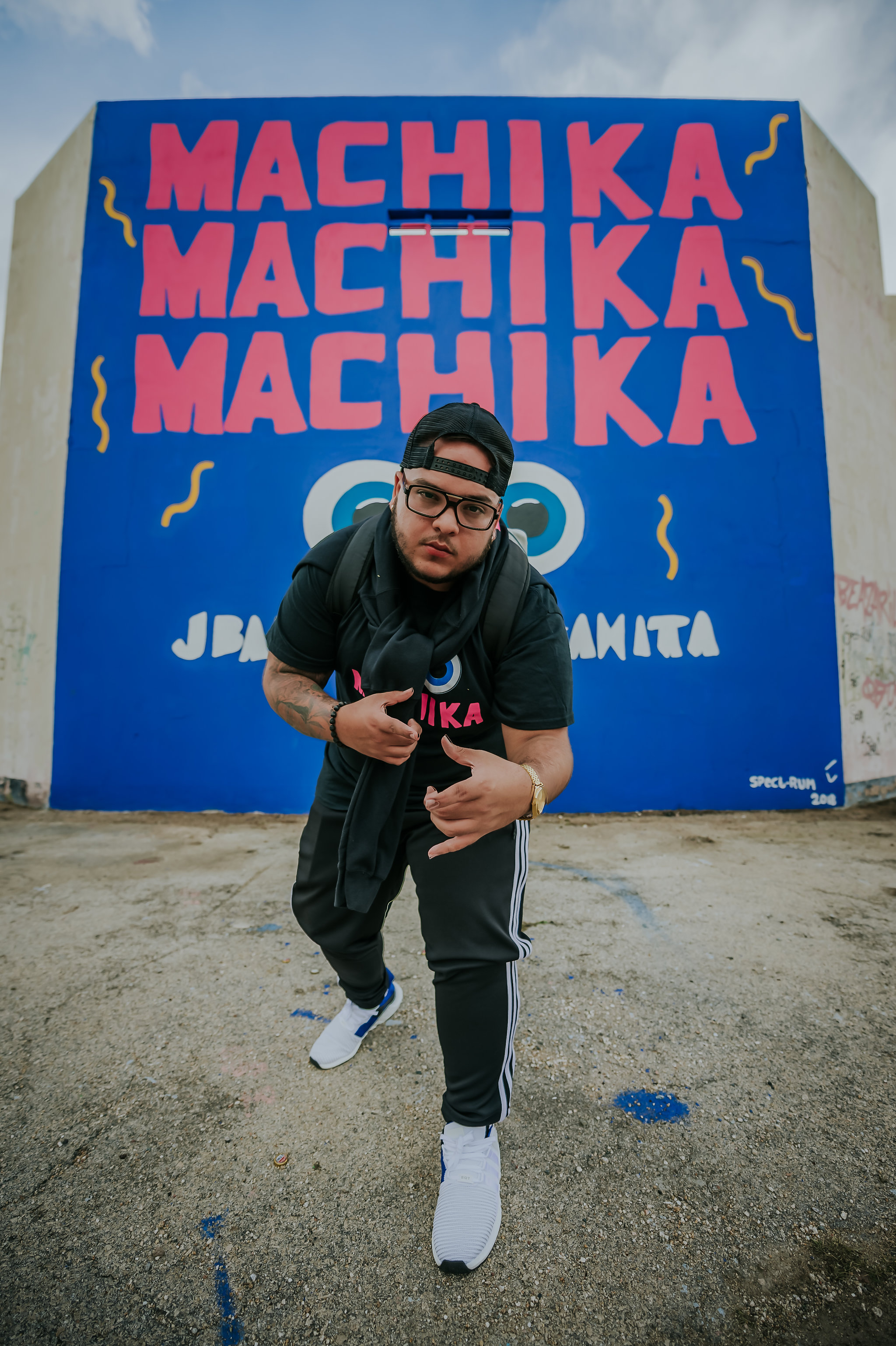Conheça Jeon: talento de Aruba e criador do hit "Machika"