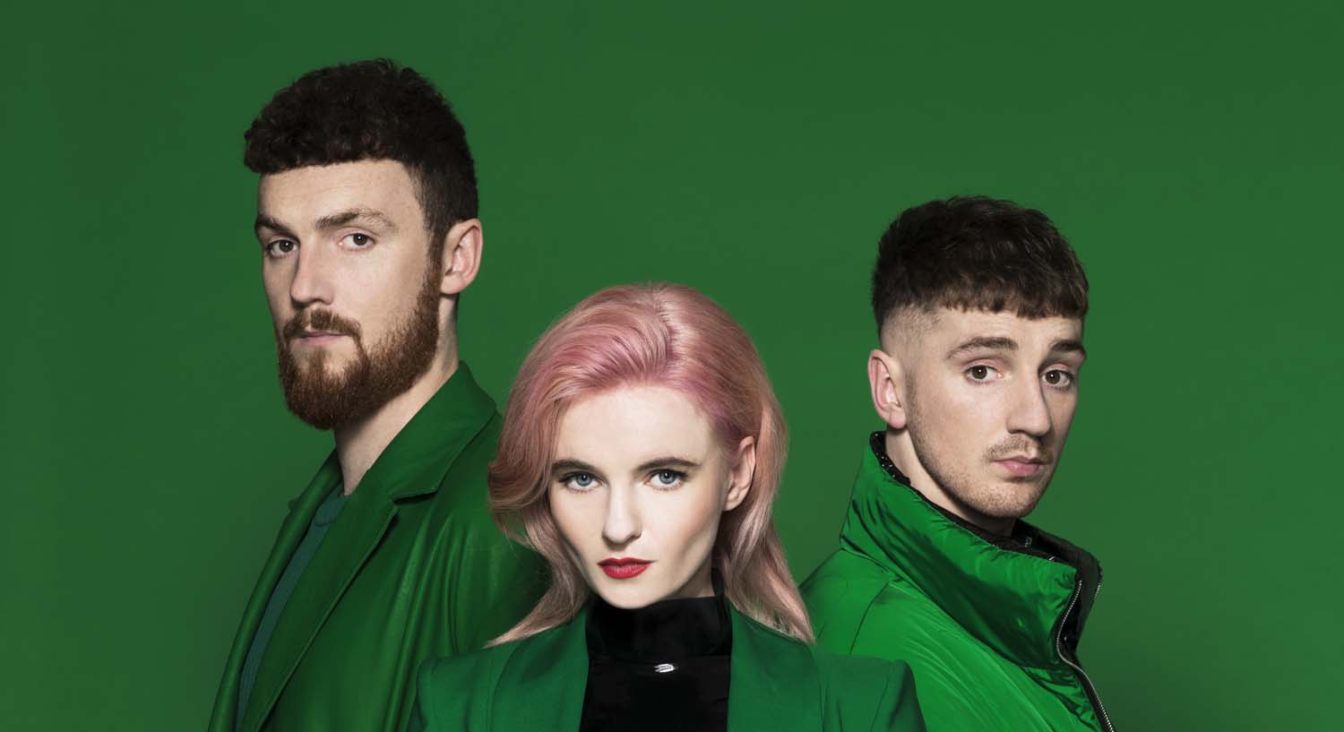 Clean Bandit lança clipe de “Mama”, com participação de Ellie Goulding