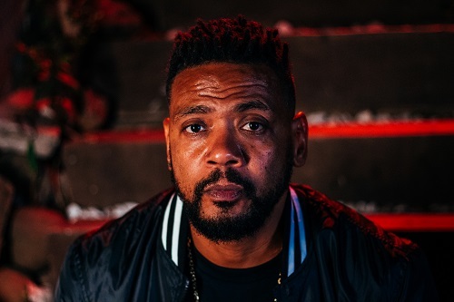 Edi Rock se conecta com suas raízes e lança o álbum “Origens”