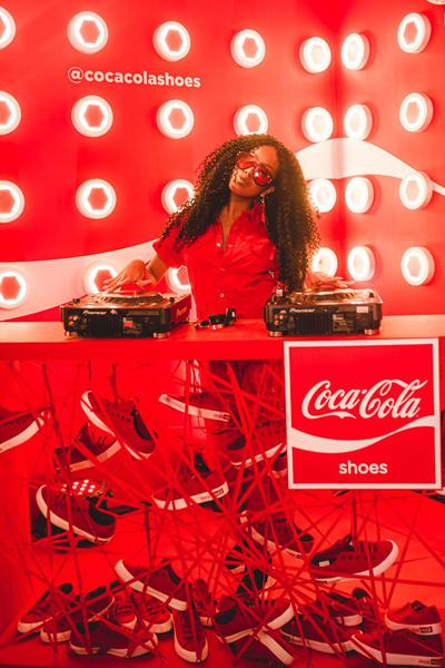 Coca Cola Shoes apresenta novo momento com desfile e festa no Rio de ...