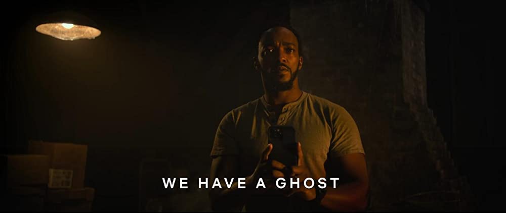 David Harbour é um fantasma procurado pela CIA em WE HAVE A GHOST