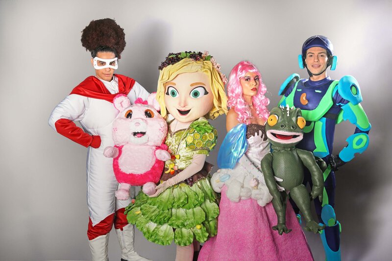 "Princesa Darsha e o Menino de Ferro" no Teatro dos Quatro