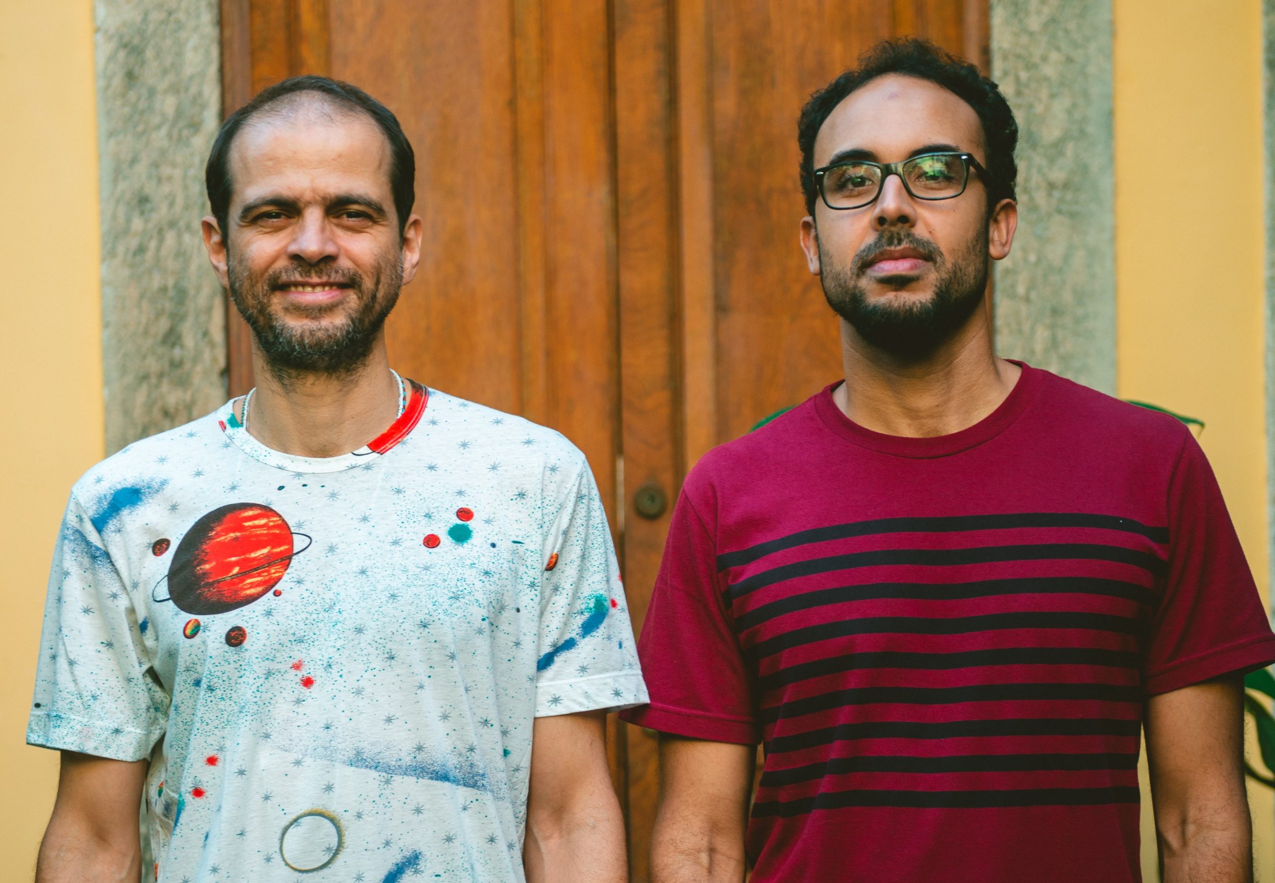 Bem Gil e Moreno Veloso em única apresentação no Teatro I Love Prio