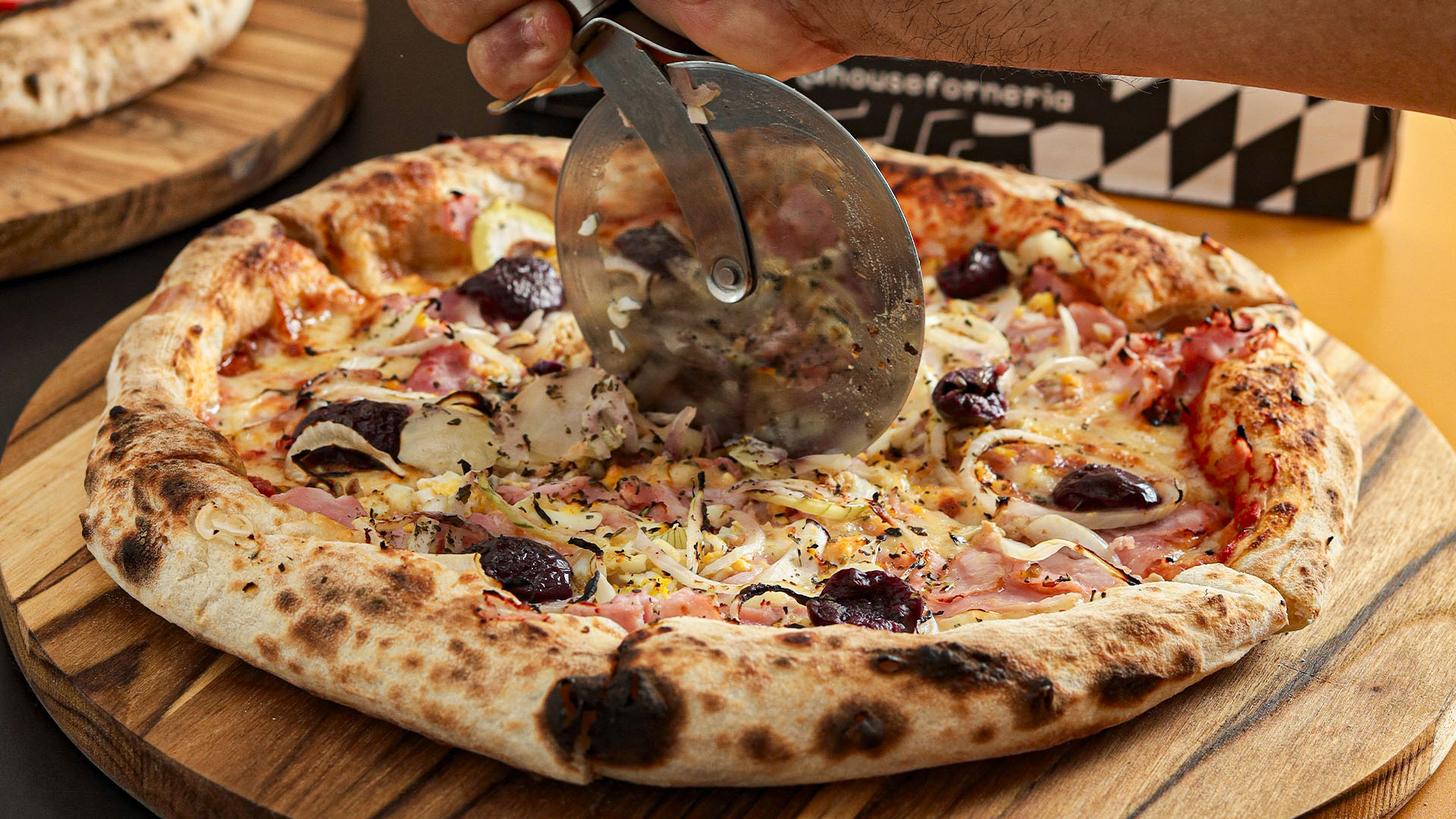 House Forneria inaugura na Tijuca