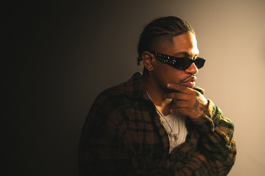 Luccas Carlos apresenta novo álbum no Circo Voador