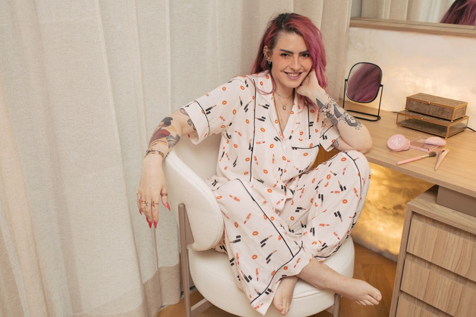 Karen Bachini lança coleção de pijamas com AVA Intimates
