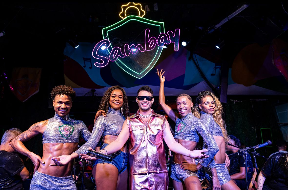 Sambay celebra um ano no Circo Voador